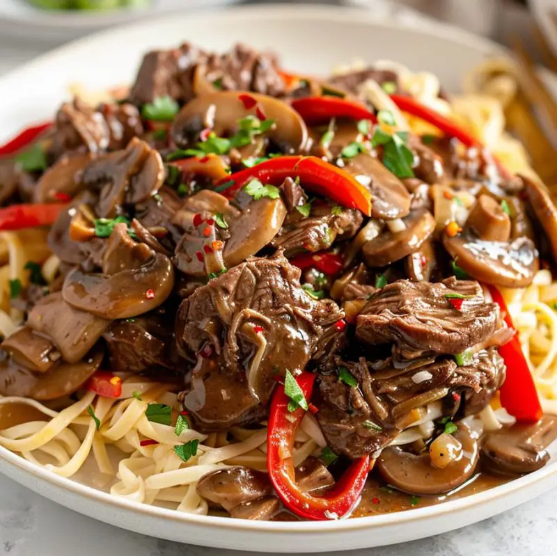 Crockpot Mushroom Pepper Steak - FunCraftyKitchen