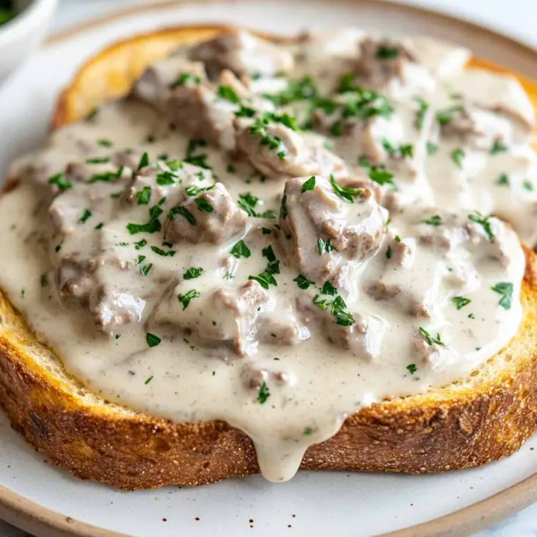 Old-School Chipped Beef Gravy Toast - FunCraftyKitchen