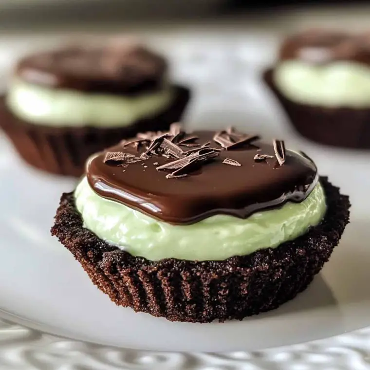 Mini Grasshopper Pies - FunCraftyKitchen