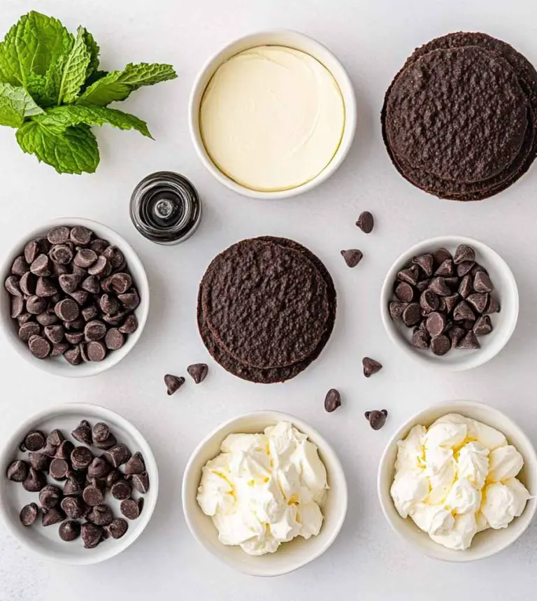 Mini Grasshopper Pies - FunCraftyKitchen